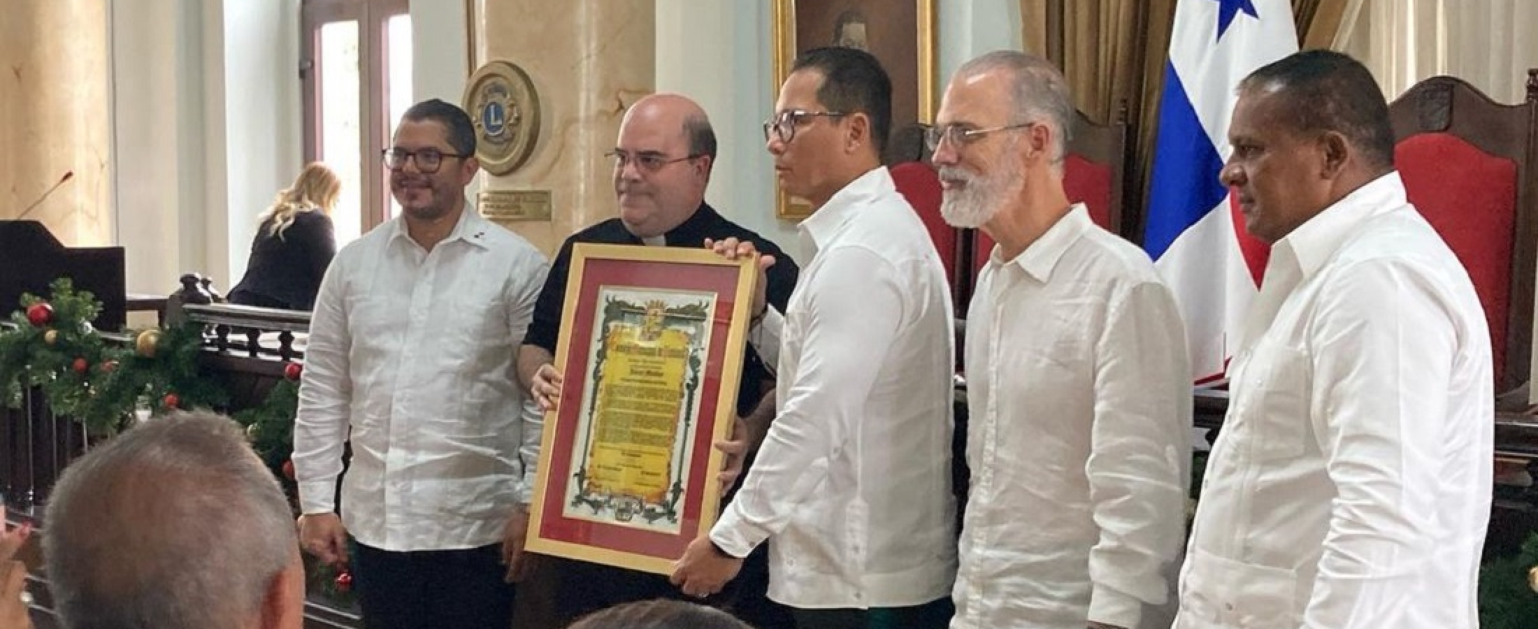 Fray Javier Mañas García es declarado Hijo Meritorio del Distrito de ...